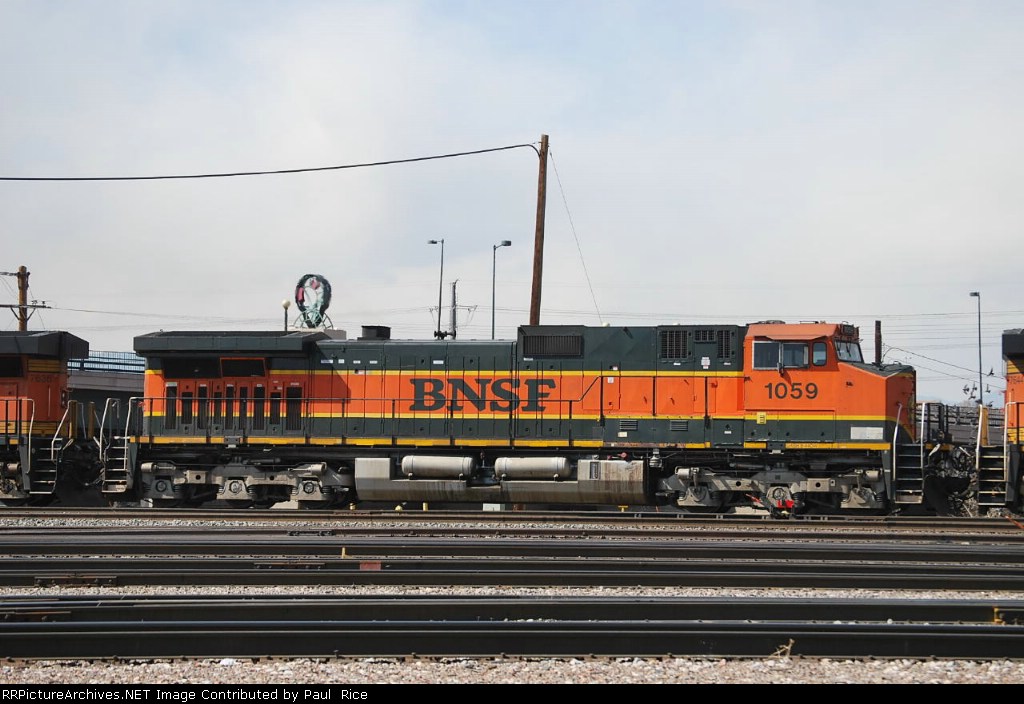 BNSF 1059